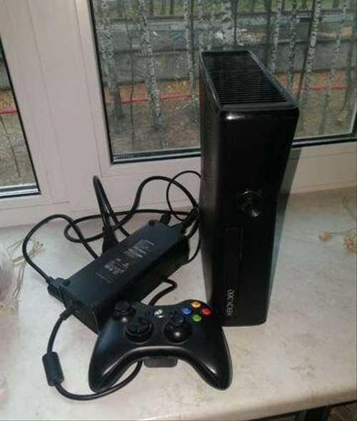 Xbox 360s 500 gb