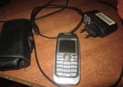 Телефон SonyEricsson J300i