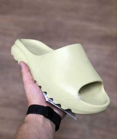 Шлепанцы Adidas Yeezy Slide