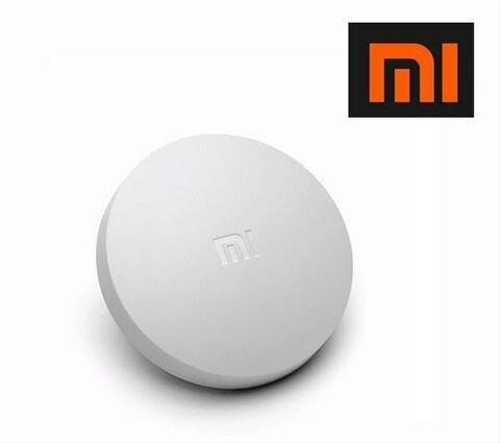 Xiaomi button. Кнопка Сяоми. Кнопка Xiaomi коробка. Переделка кнопки Xiaomi. Кнопка Сяоми нажималка.