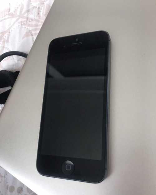 Телефон iPhone5s