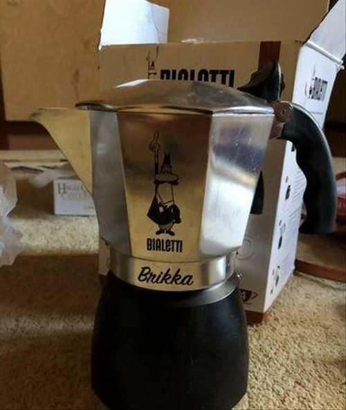 Гейзерная кофеварка Bialetti