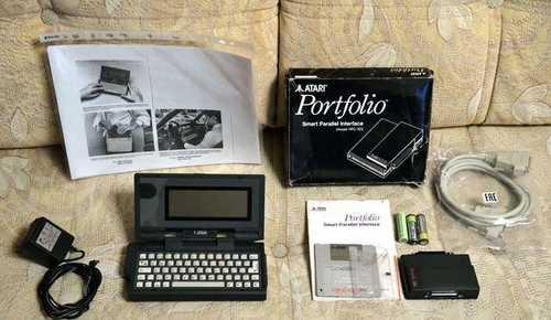 Ретро ноутбук - Atari Portfolio