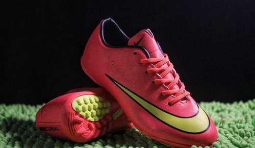 Сороконожки Nike Mercurial