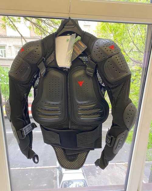 Новая защита Dainese