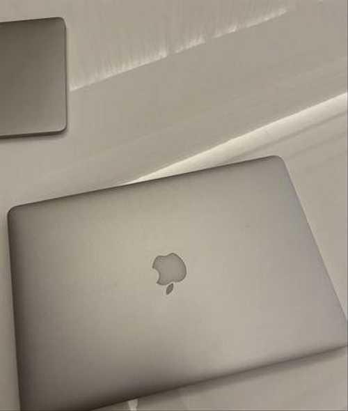 Apple MacBook Pro a1398