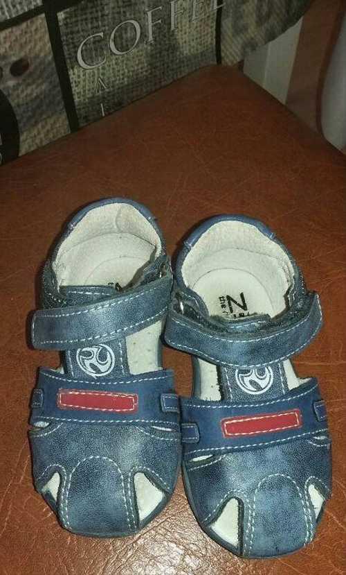 Продам сандали