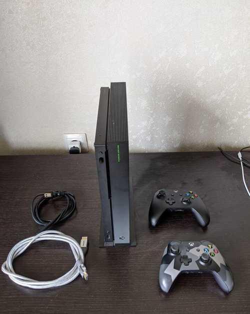 Игровая Приставка Xbox One X Project Skorpio