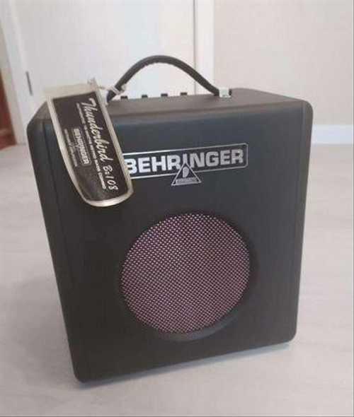 Усилитель для электрогитары Behringer Thunderbird