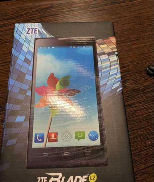 Телефон ZTE Blade L2