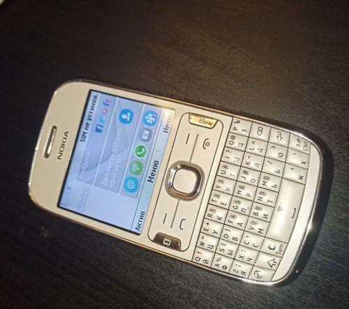 Телефон Nokia Asha 302