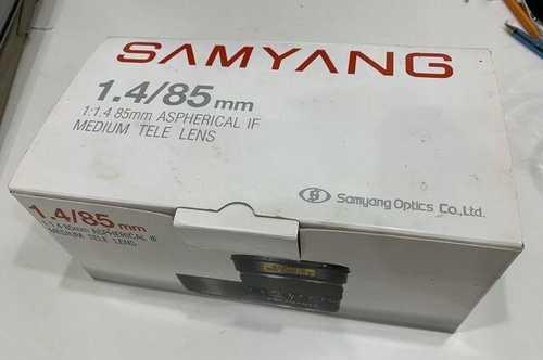 Объектив Samyang 85 mm 1.4