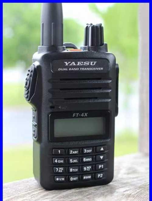 Портативная радиостанция Yaesu FT-4X