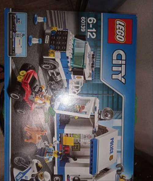 Конструктор lego City Police 60139 Мобильный коман