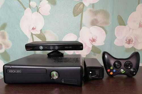 Xbox 360S 250 Гб прошит (freeboot) + Kinect