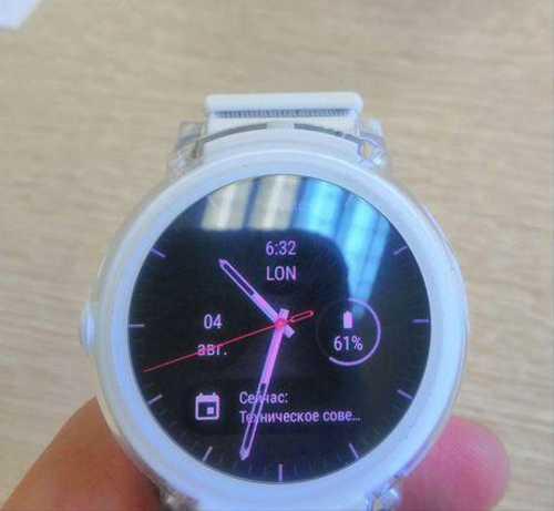 Смарт часы TicWatch e