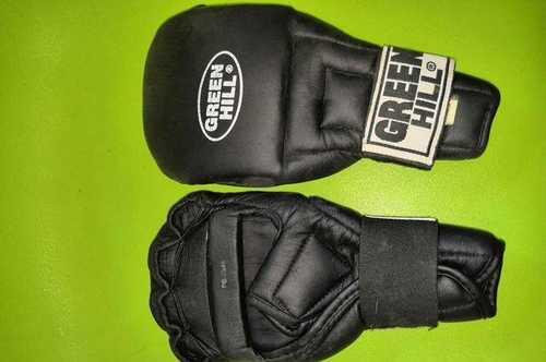 Боксерские перчатки (накладки)