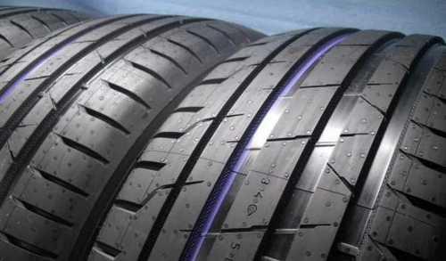 Nokian 275 45 r20