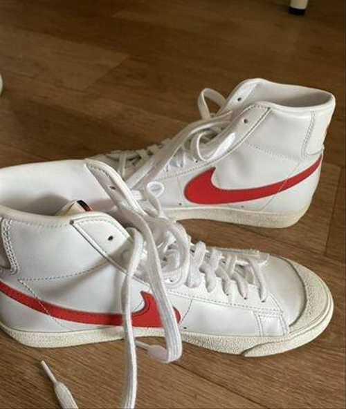 Nike blazer mid 77