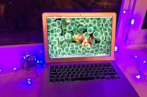 Apple MacBook Air 13 в идеальном состоянии