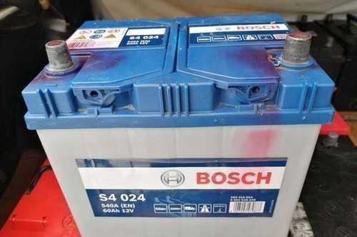 60 ah. Аккумулятор Bosch б/у автомобильный