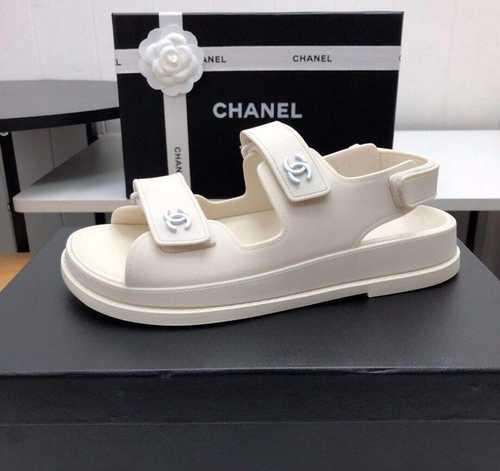 Женские босоножки Chanel