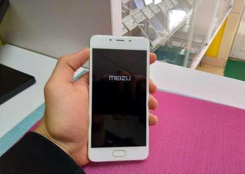 Телефон Meizu U10 2/16Gb White