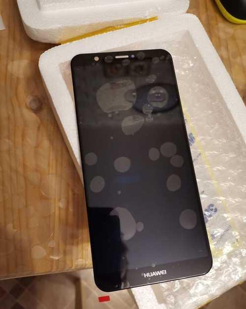 Экран Huawei P smart
