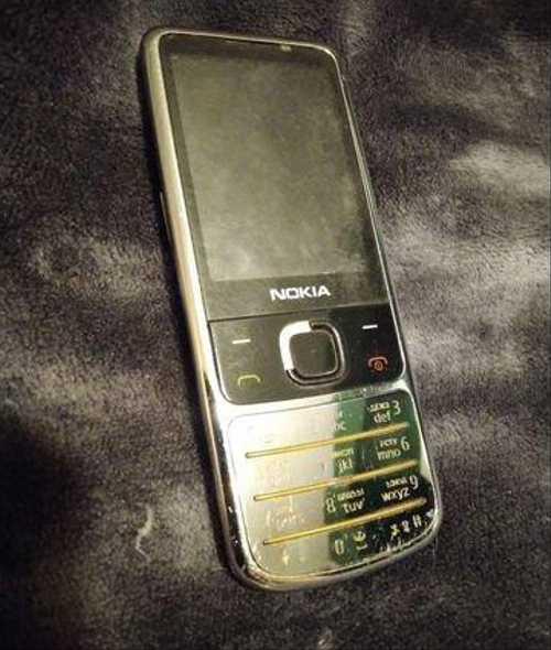 Сломанный телефон Nokia 6700c