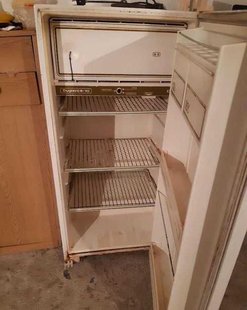 Холодильник б/у 1980г