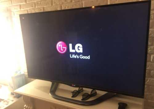 Телевизор LG 42LA690V