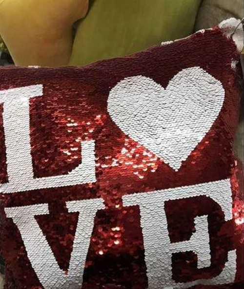 Декоративные подушки Love