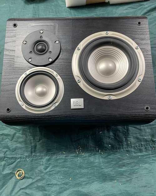 Акустика JBL Studio L820