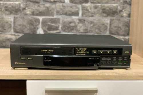Плеер VHS, видеомагнитофон Panasonic NV HD-70