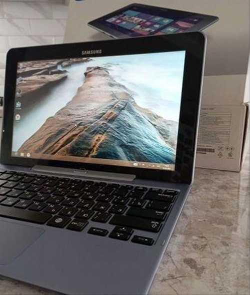 Ноутбук-Планшет Samsung XE500T1C-H01RU