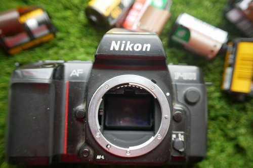 Nikon F8O1 пленочная зеркалка