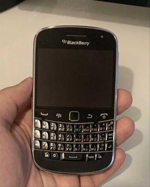 Телефон BlackBerry Bold 9900