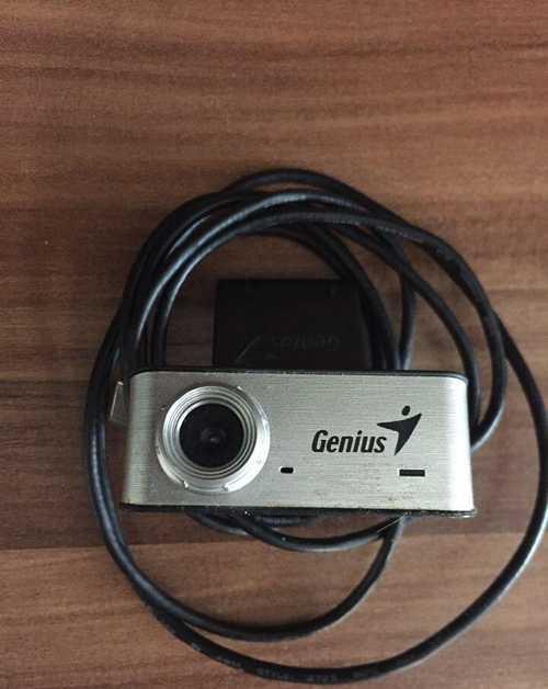 Genius messenger. Камера Genius. Genius фотоаппарат 2007 года 7 мегапикселей. Вращающаяся камера Genius.