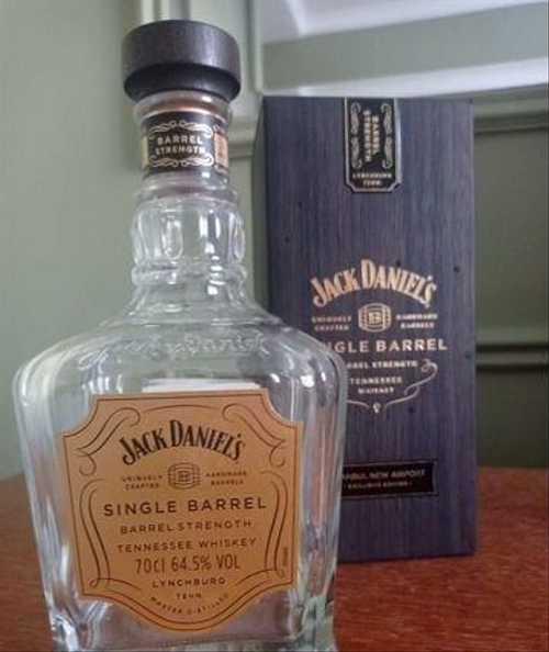 Бутылка из под виски Jack Daniels