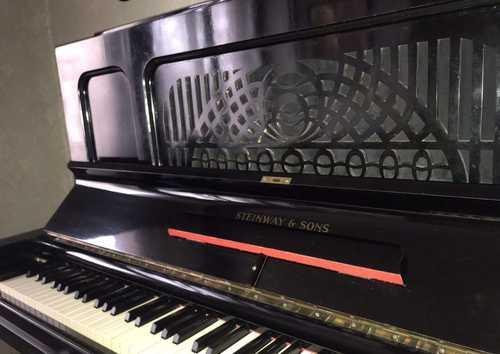 Пианино Steinway & Sons