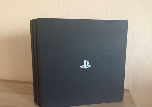 PS4 Pro 7208 б\у