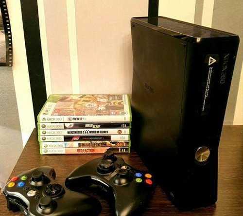 Xbox 360 + геймпад + 5 игр