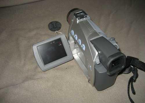 Видеокамера Canon MD-MV600E