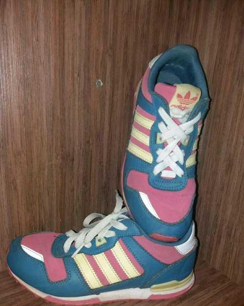 Кроссовки adidas р. 33