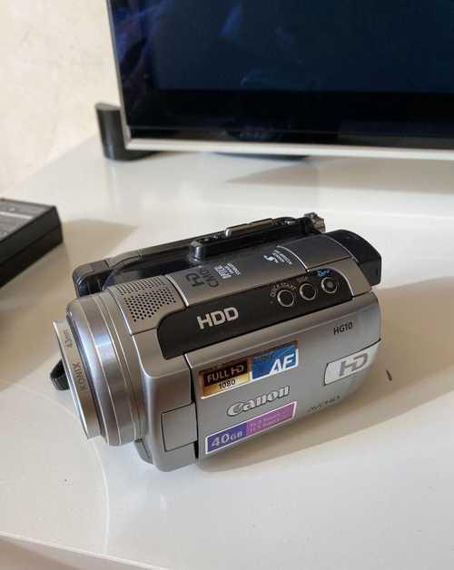 Видеокамера Canon HG10 40 Gb