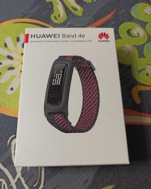 Фитнес браслет Huawei Band 4e