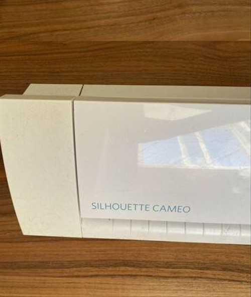 Режущий плоттер silhouette cameo 2