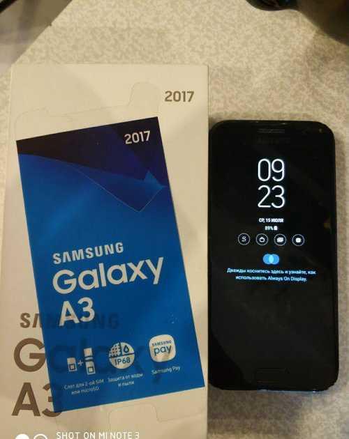 Телефон Samsung galaxy A3 2017