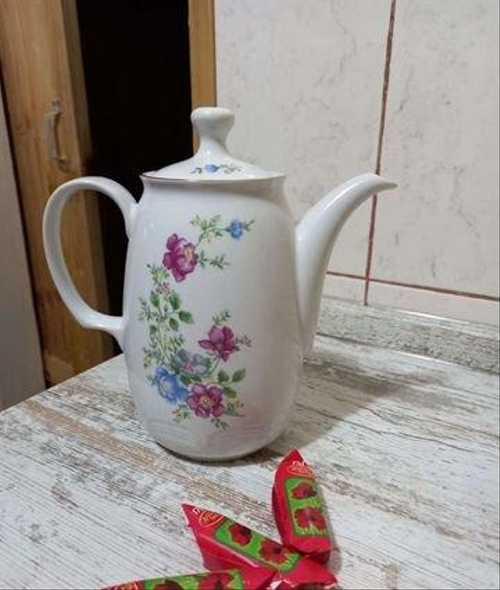 Фарфоровый чайник Kahla, гдр