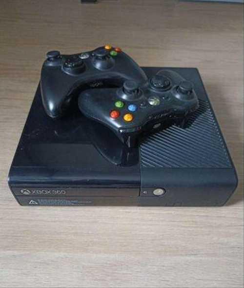 Xbox 360E 250GB freeboot